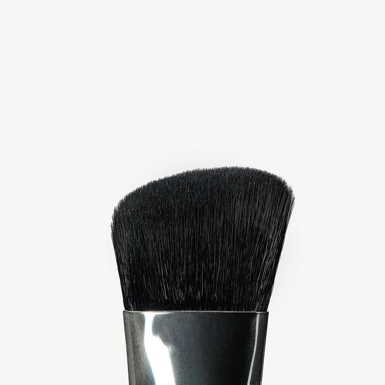 A18 Angled Chiseler Brush | Contouring Brushes – Anastasia Beverly Hills